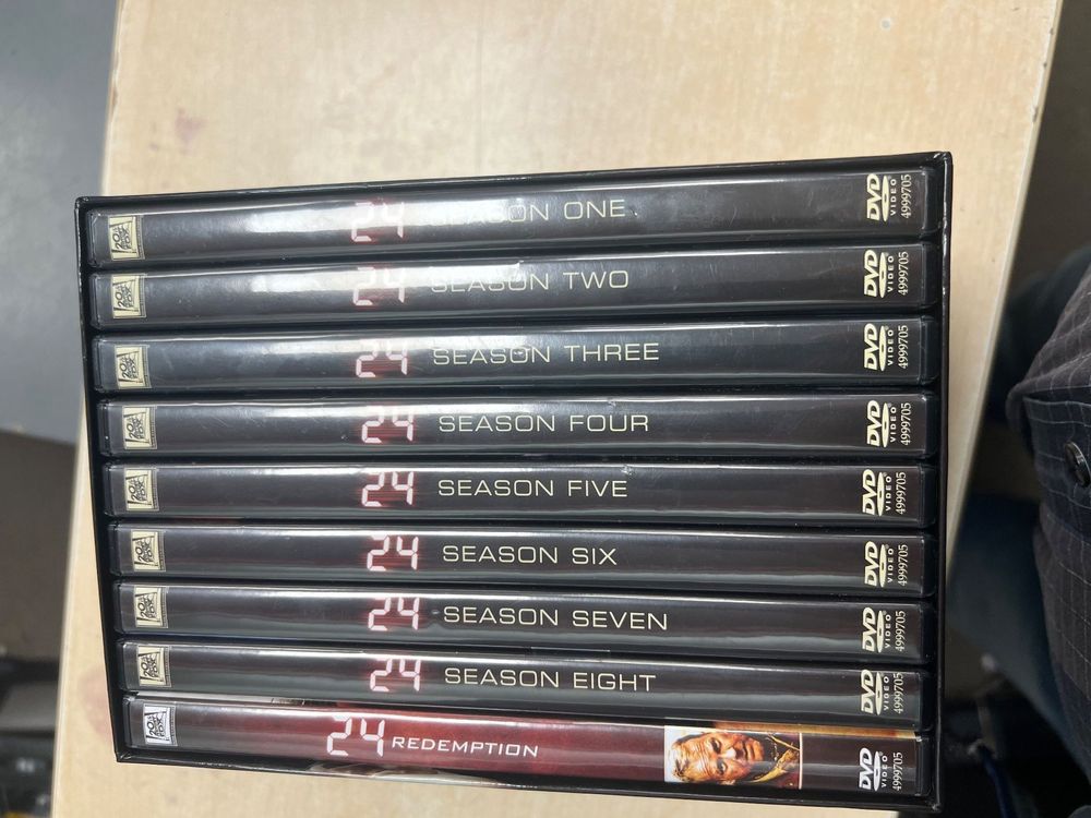 24 - Complete Season 1-8 + Redemption (49 DvD's) D+E | Kaufen auf Ricardo