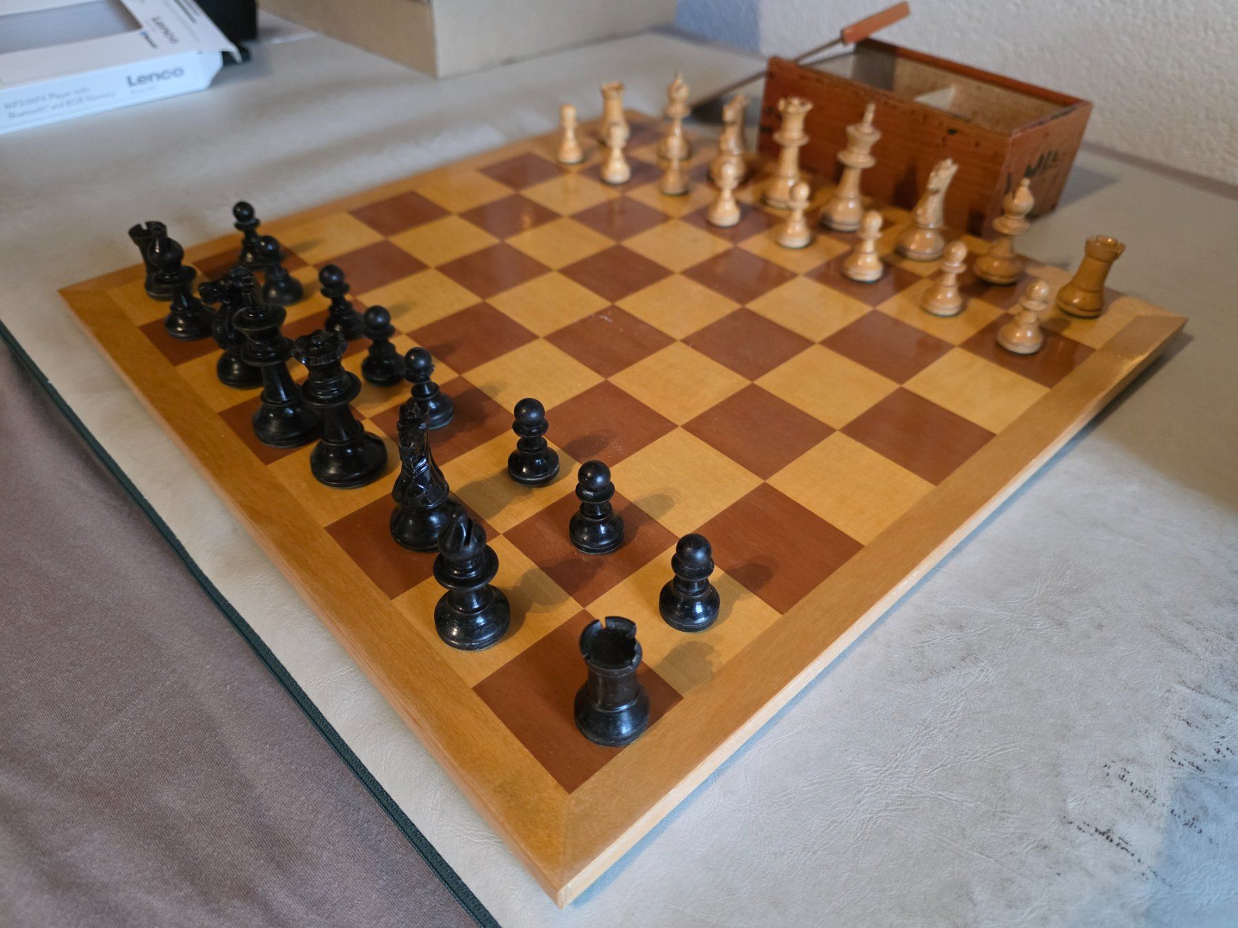 Vintage Schach Spiel Holz mit Holz Figuren 37 cm (Gebraucht) in ...
