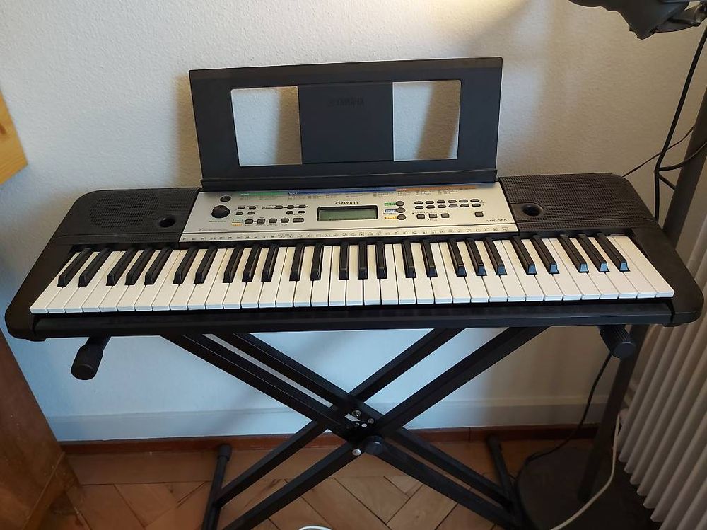 Keyboard Yamaha YPT-255 (Gebraucht) in Bern für CHF 70 – nur Abholung ...