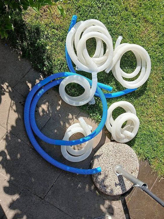 Poolschlauch (Gebraucht) in Hendschiken für CHF 5 – nur Abholung auf ...