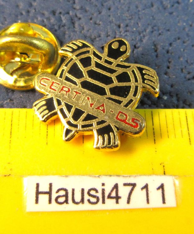 PIN SWISS WATCH CERTINA DS PIN SCHILDKRÖTE GOLDIG KLEIN OVP | Kaufen auf Ricardo