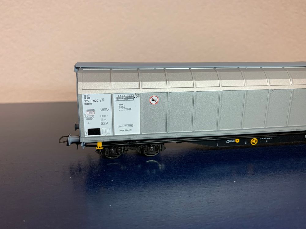 AAE wagon à parois coulissantes Habbins (Neu (gemäss Beschreibung)) in ...