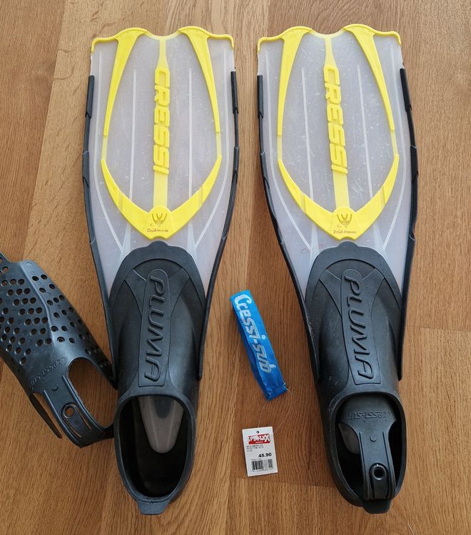 Flossen Grösse 41/42 (Gebraucht) in Krauchthal für CHF 19 – nur ...