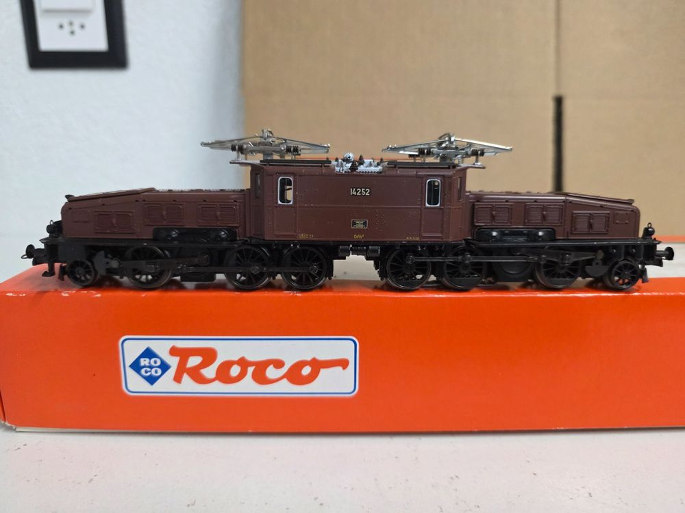 Roco 69529 Lok Ce 6/8 II Krokodil CFF 14252 DIGITAL dès1.-fr (D ...