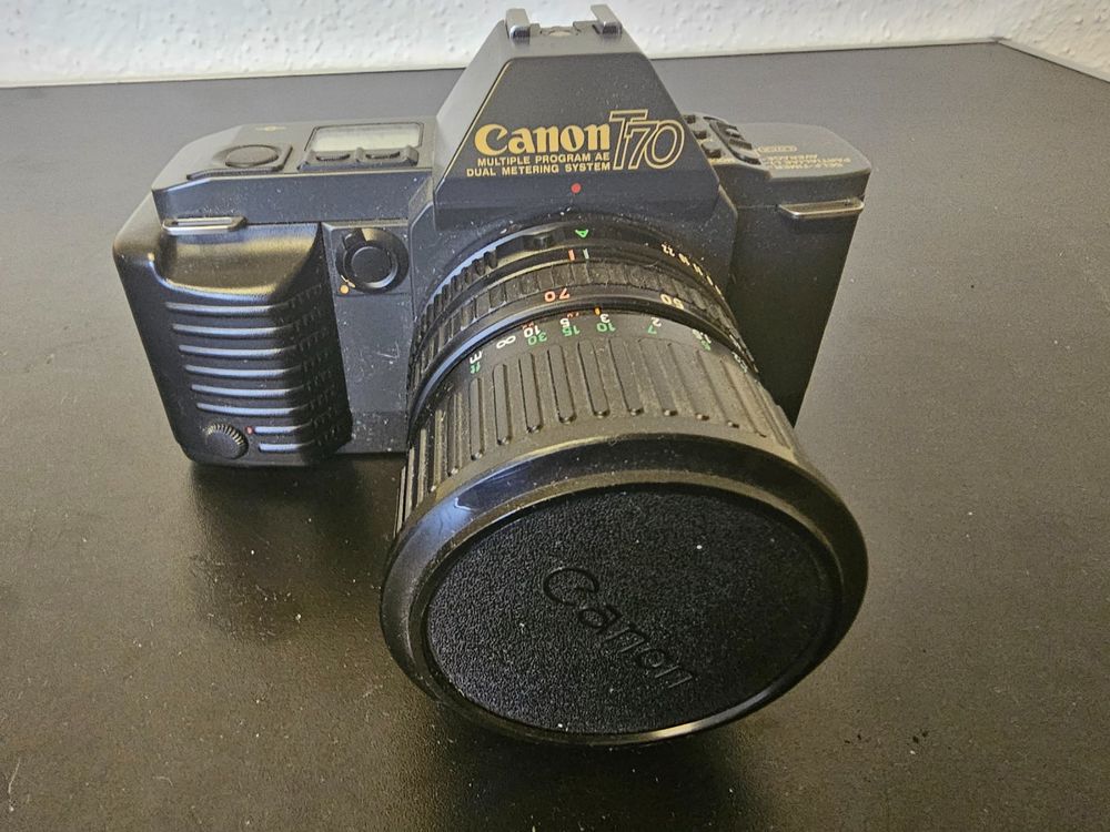 Acme Camera Co. Vintage Canon T70 Film Camera (Gebraucht) in ...