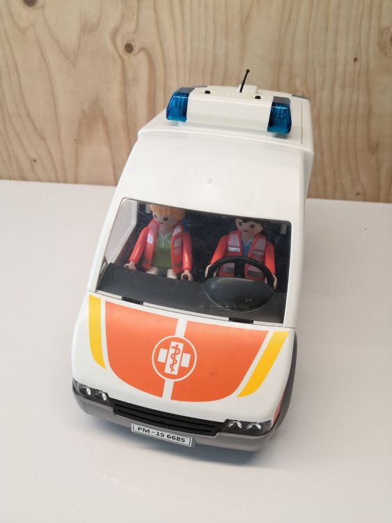 Playmobil 6685 - City Life Krankenwagen (Gebraucht) in Steinmaur für ...