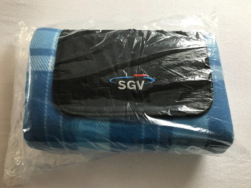 Neue Picknickdecke SGV im Tragegriff, perfekt für Ausflüge! (Neu und ...