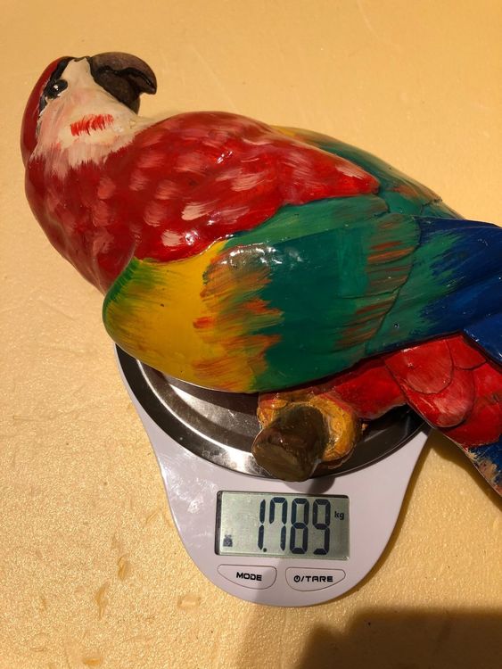 Papagei (roter Ara) aus glasiertem Ton - Wandschmuck | Kaufen auf Ricardo