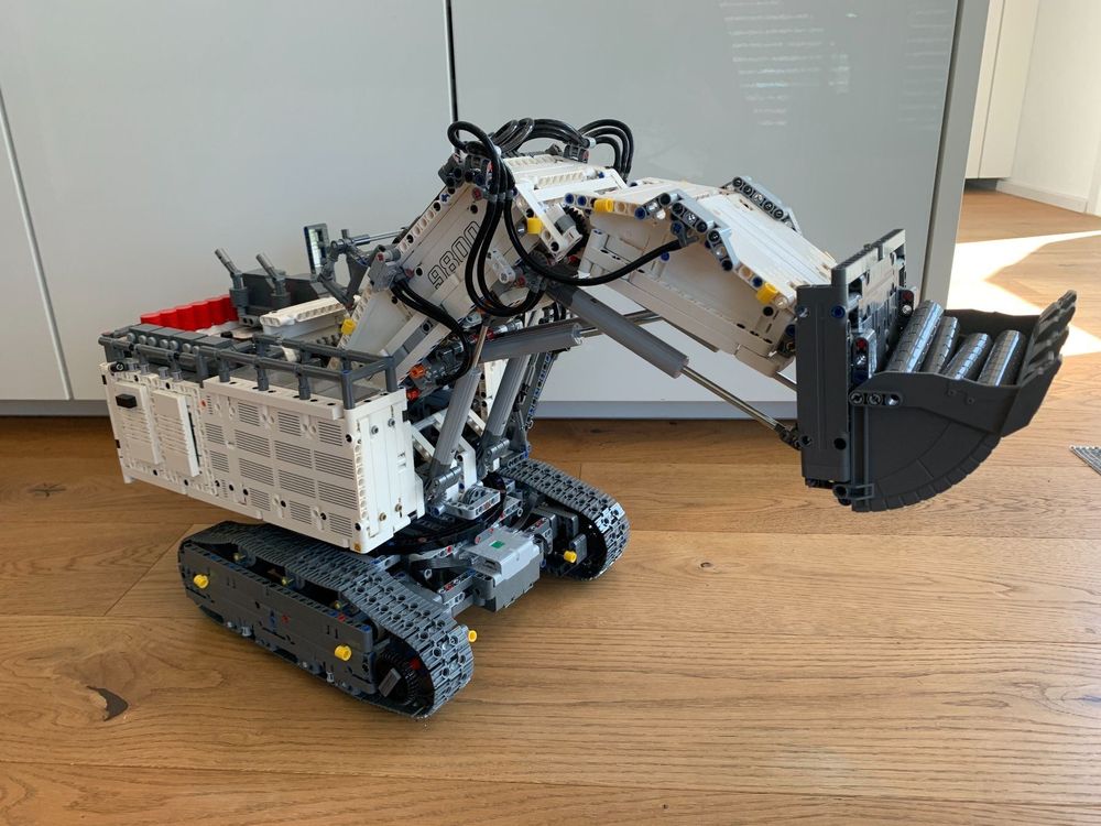 Lego Liebheer 42100 | Kaufen auf Ricardo