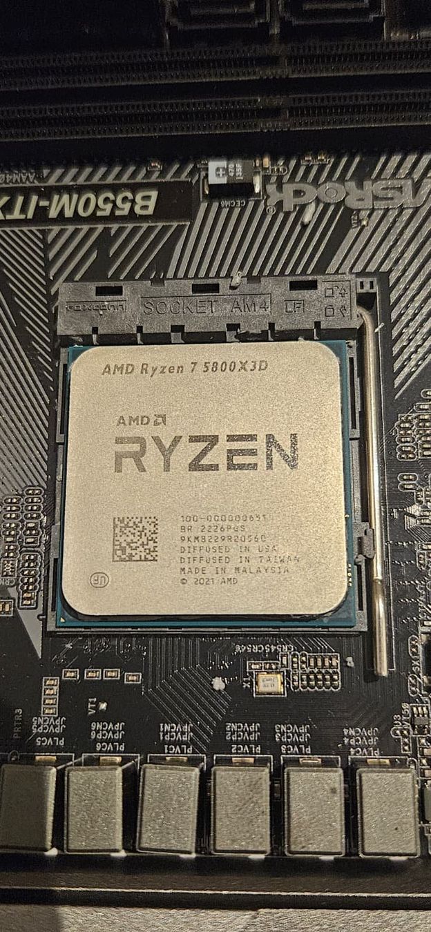 AMD Ryzen 7 5800X3D - CPU für Gaming Power! Top Zustand! (Gebraucht) in ...