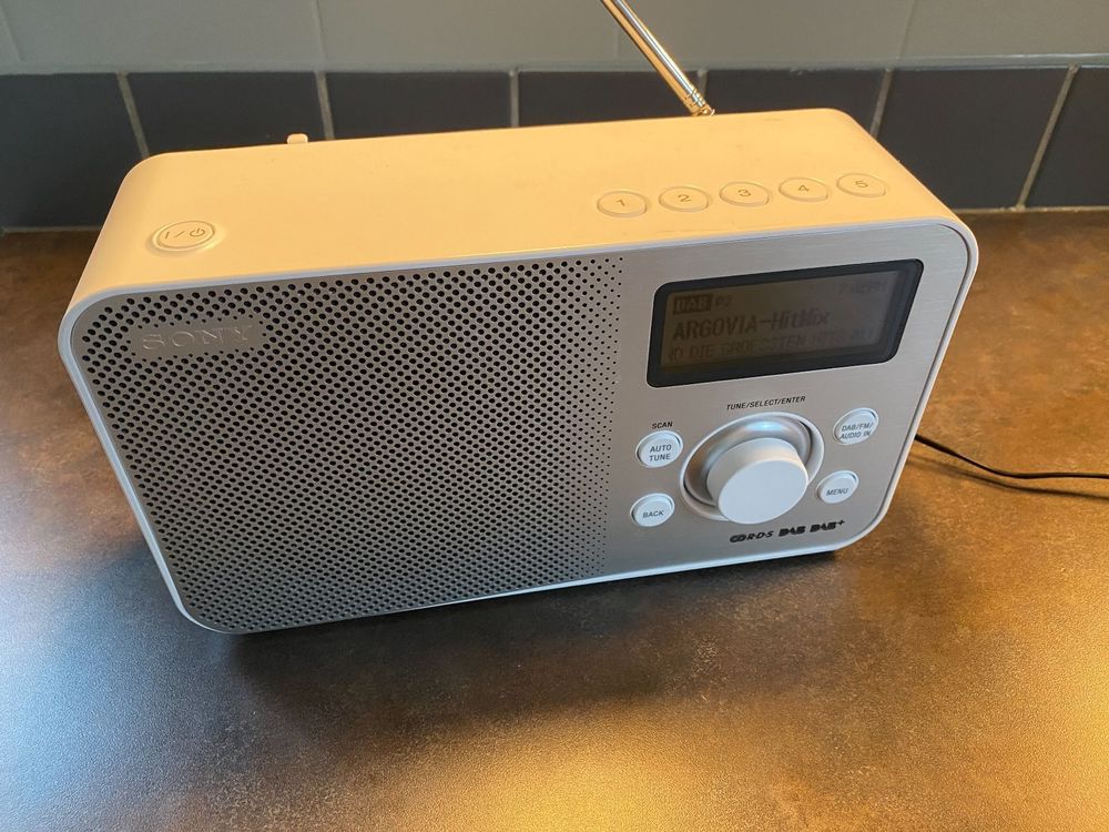 Sony Radio RDS DAB DAB+ XDR S60DBP weiss Digitalradio (Gebraucht) in ...