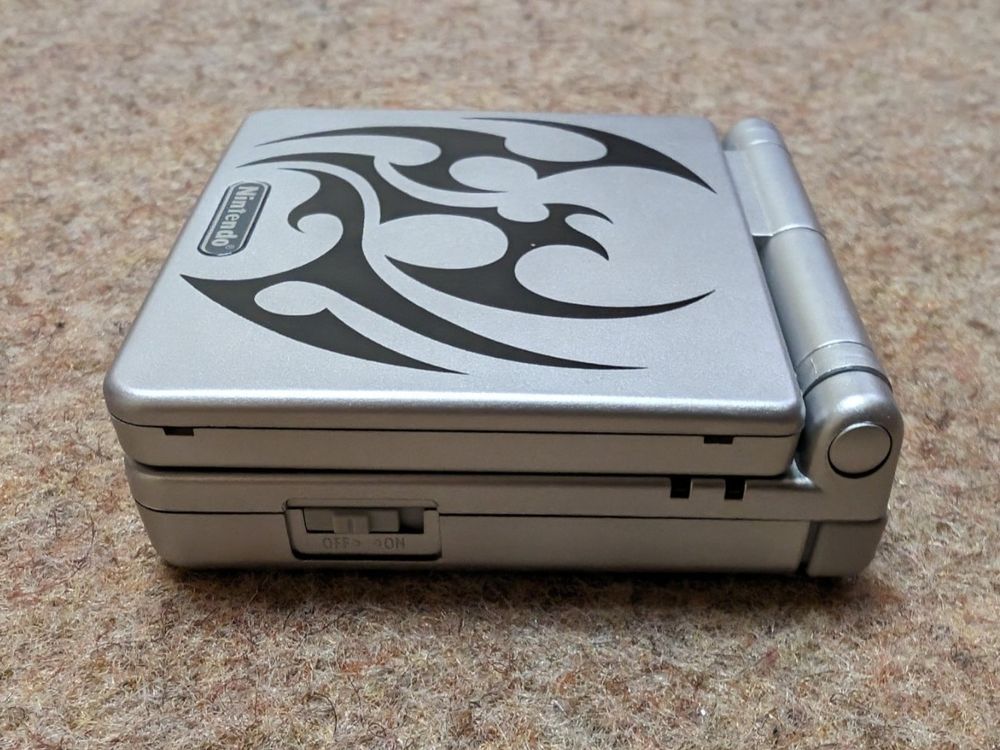 Gameboy Advance SP AGS 101 Tribal | Nintendo GBA SP (Gebraucht) in ...