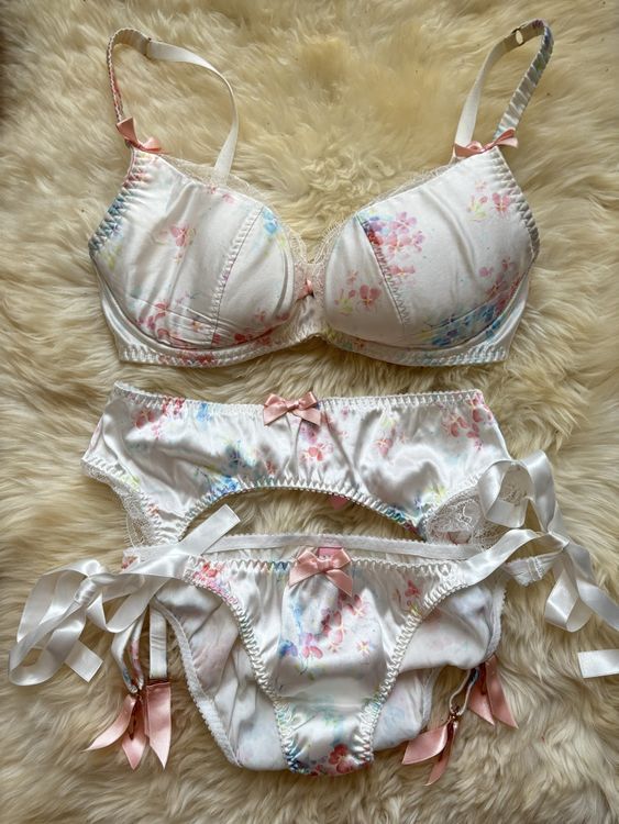 Agent Provocateur Set BH 70E und Slip & Suspender Gr. S / M (Gebraucht ...