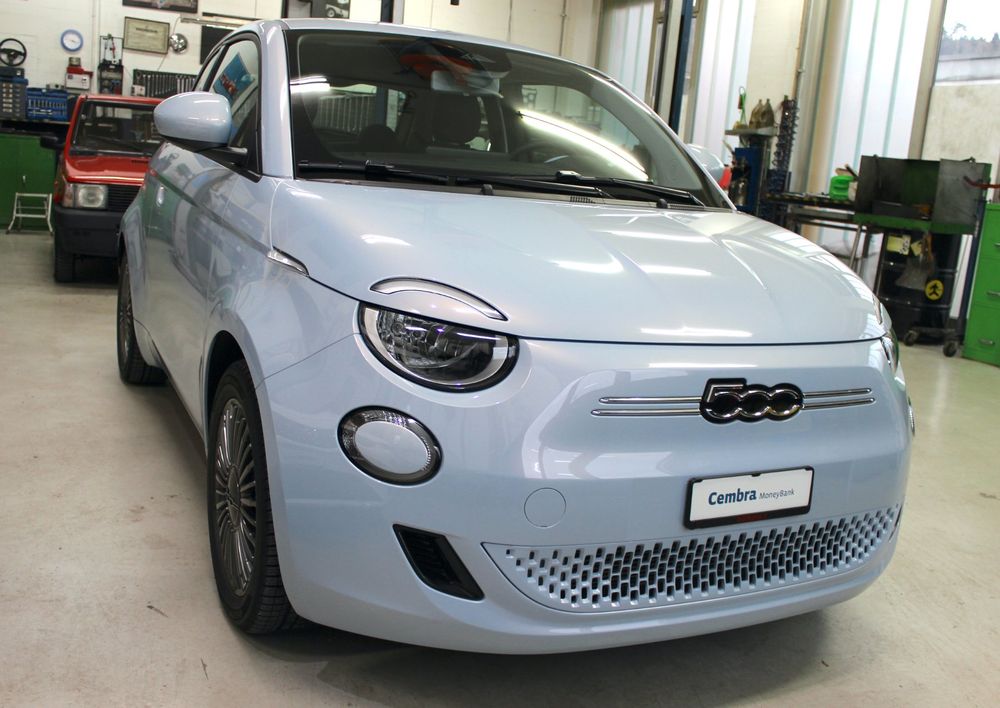 FIAT 500 electric 87 kW 119 PS Icon Elektroauto (Gebraucht) in ...