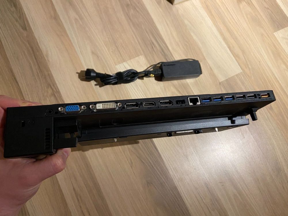 Docking Station ThinkPad 40A2 + power adapter (Gebraucht) in Matzendorf ...