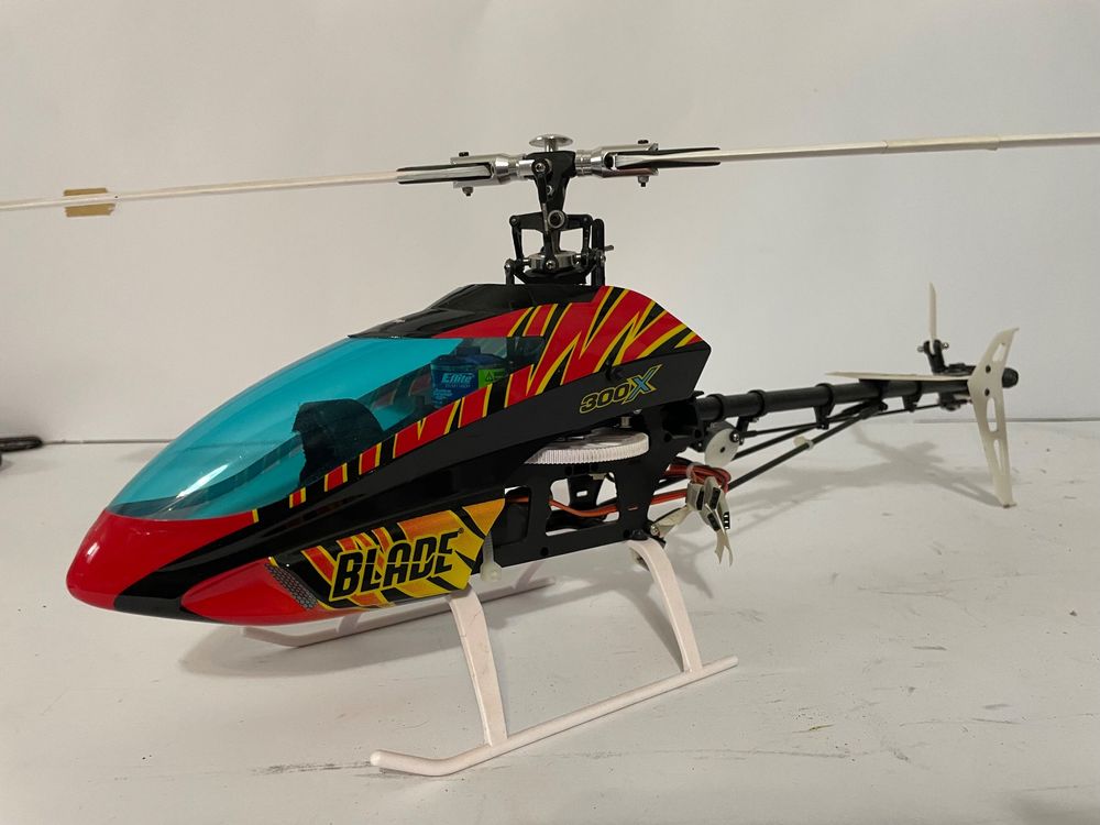 Blade 300X, ohne Spektrum™ AR7200BX (Gebraucht) in Trübbach für CHF 24 ...