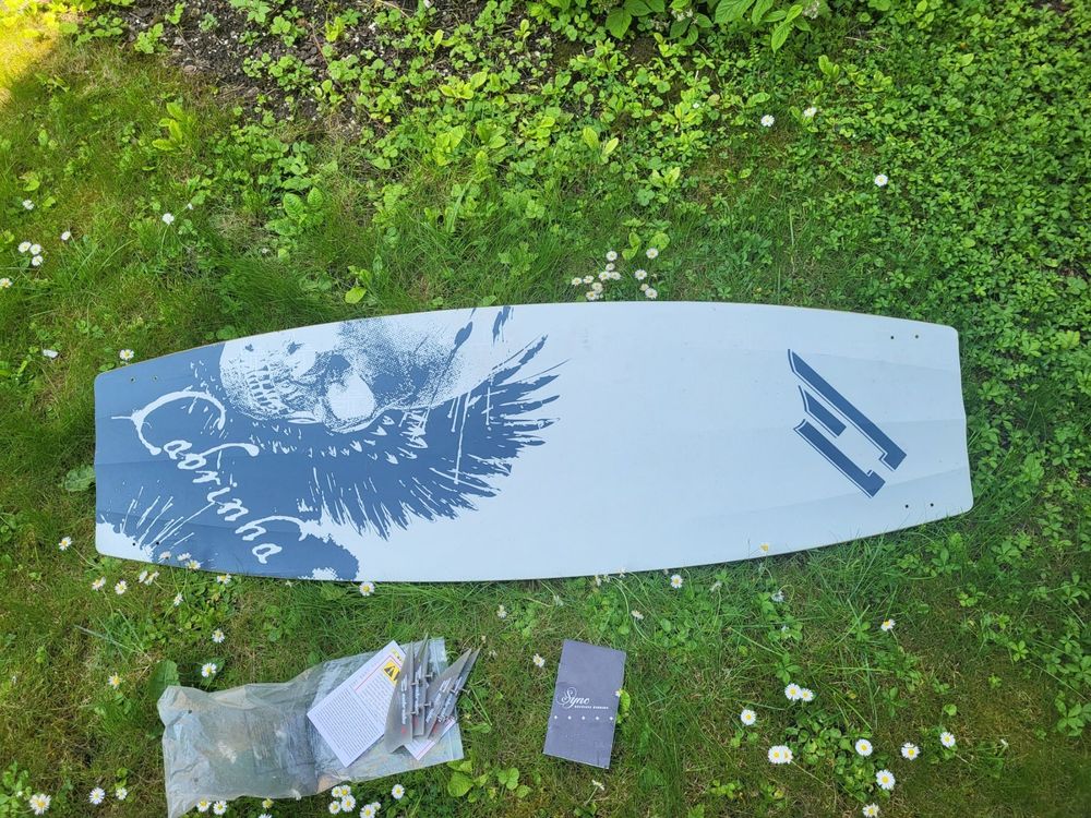 Cabrinha Caliber Kiteboard inkl. Bindung Liquid Force (Gebraucht) in ...