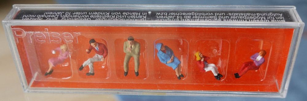 Preiser 10096 sitzende Personen H0 (Neu und originalverpackt) in Horn ...