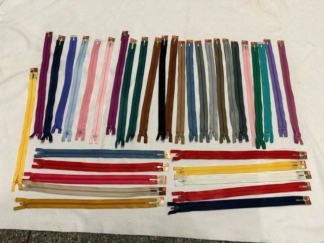 LOT RIRI REISSVERSCHLÜSSE 35.STK. ALLE 30 CM NEULOT-22-RR (Neu (gemäss ...