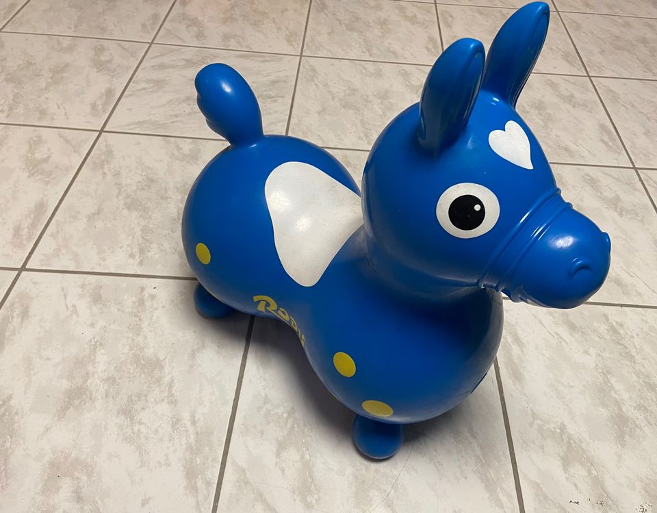 Sitz- und Hüpfpferdchen Rody blau | Kaufen auf Ricardo