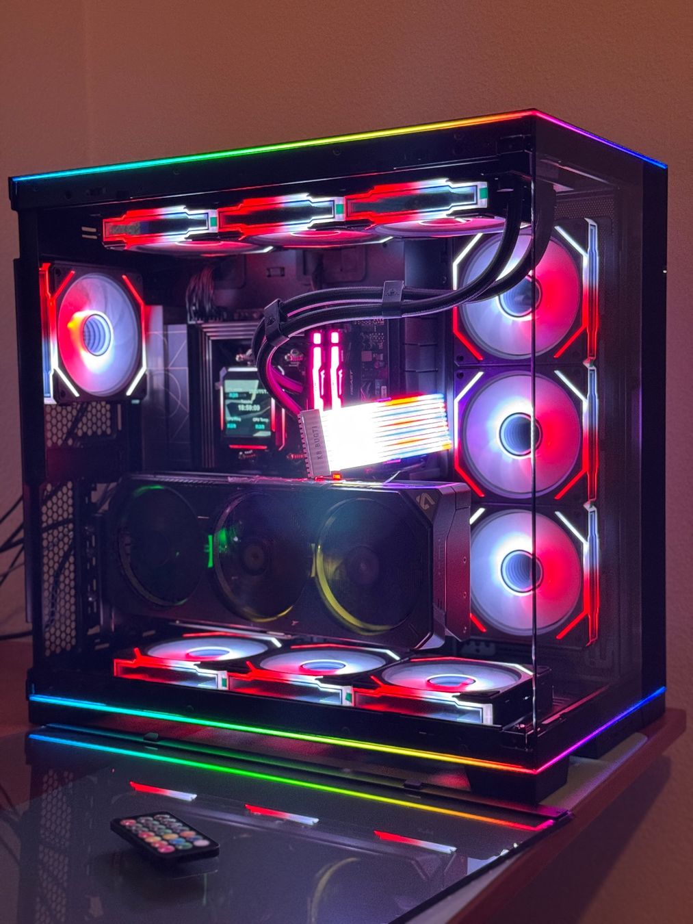 High-End Gaming PC / Ryzen 7 9800X3D / RTX 5080 / 32GB DDR5 (D'occasion ...