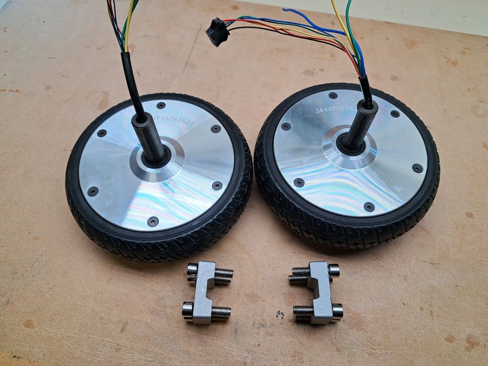 Hoverboard Motor inkl. Adaperplatte, Brushless 250W, 2er Set (Gebraucht ...