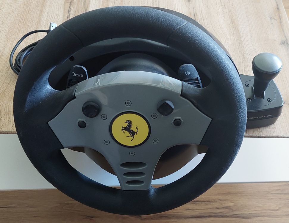 Thrustmaster Ferrari Force Feedback Racing Wheel (Gebraucht) in Zizers ...
