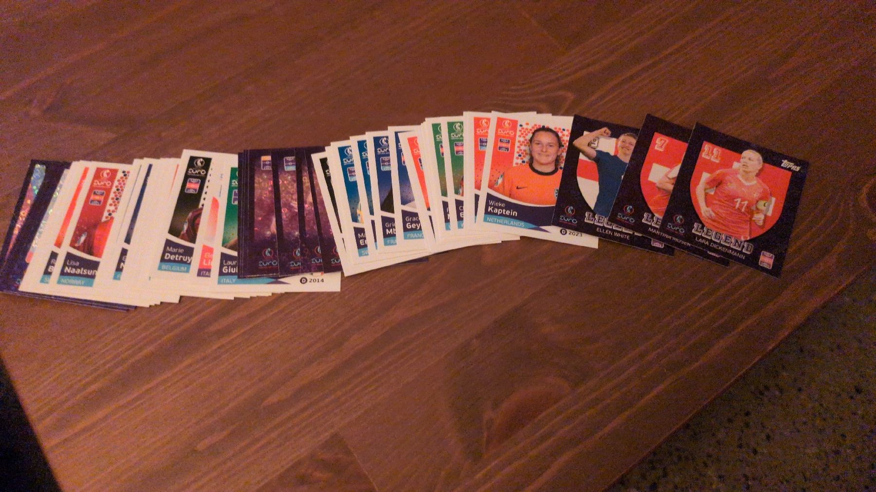 Topps Frauen EM EURO 2025 STICKER- diverse (Neu (gemäss Beschreibung)) in Vernier für CHF 0.6 ...