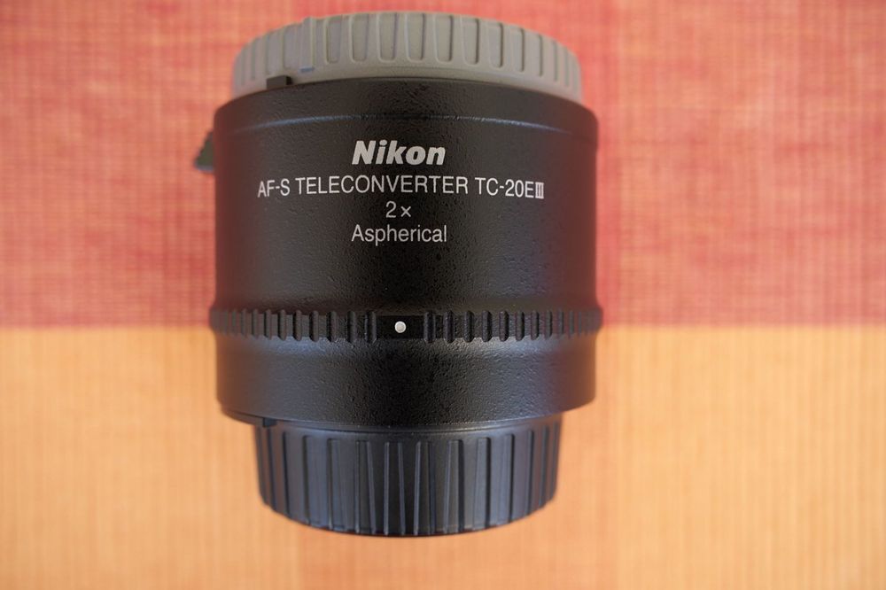 Nikon Telekonverter (x2) (Gebraucht) in für CHF 210 – mit Lieferung auf ...