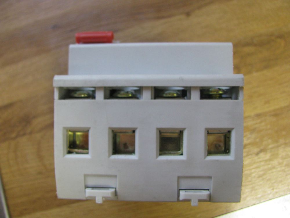 Fehlerstromschutzschalter, FI 30mA,TypAC | Kaufen auf Ricardo