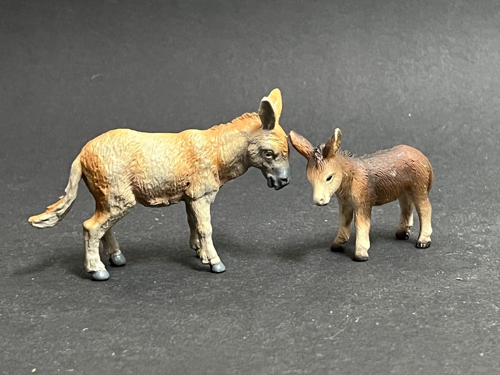 Schleich Esel (Gebraucht) in Ennetbaden für CHF 16 – mit Lieferung auf Ricardo kaufen