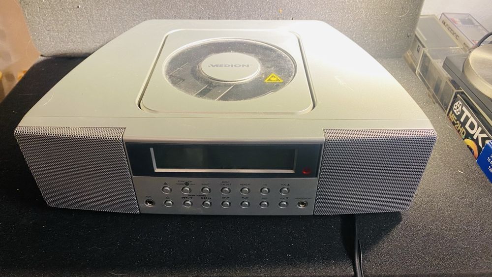 Medion Microanlage Stereoanlage CD-Player (Defekt) in Wädenswil für CHF ...