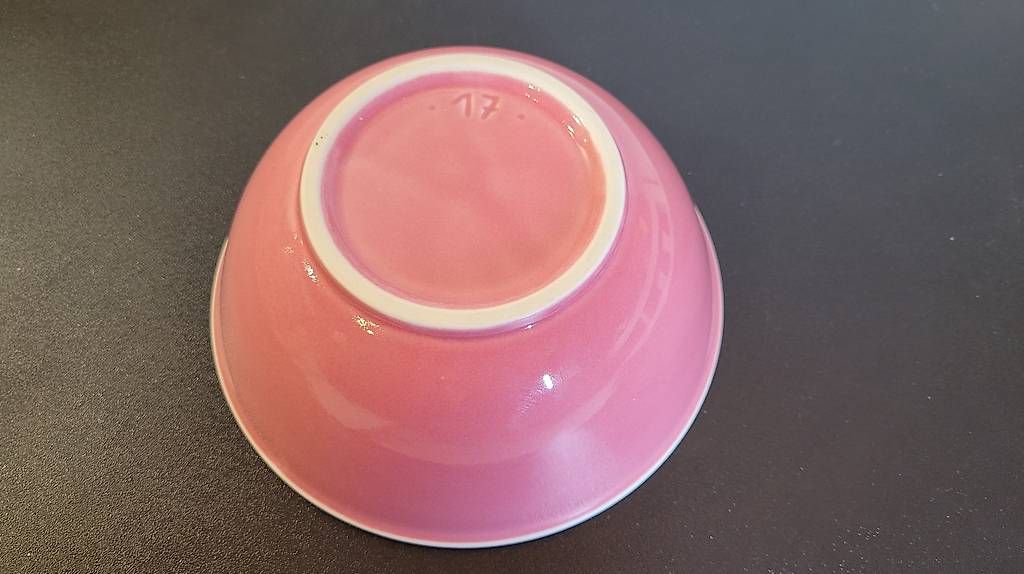 Rössler Vintage Schüssel 17 altrosa (Gebraucht) in Zofingen für CHF 35 – mit Lieferung auf ...