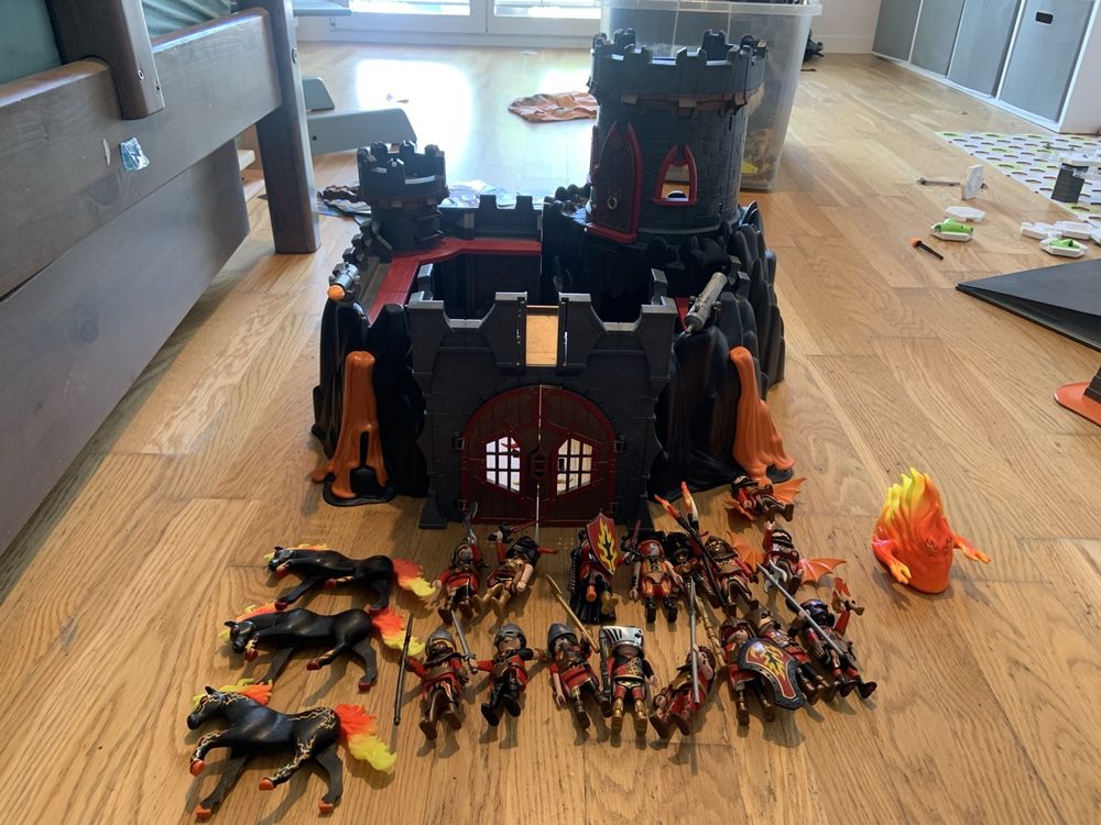 Playmobil 70221 Burg Schloss Festung Burnham Riders (Gebraucht) in ...
