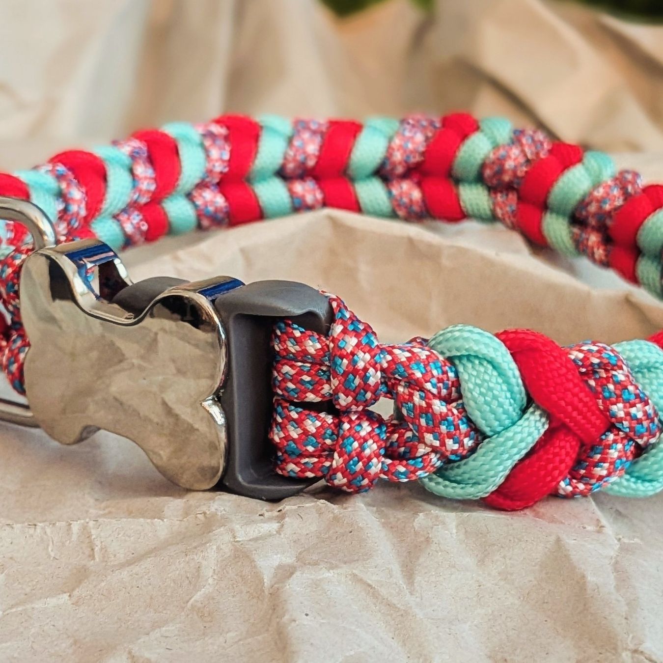 dog collar, handmade (Nuovo e nell'imballaggio originale) a Origlio per ...