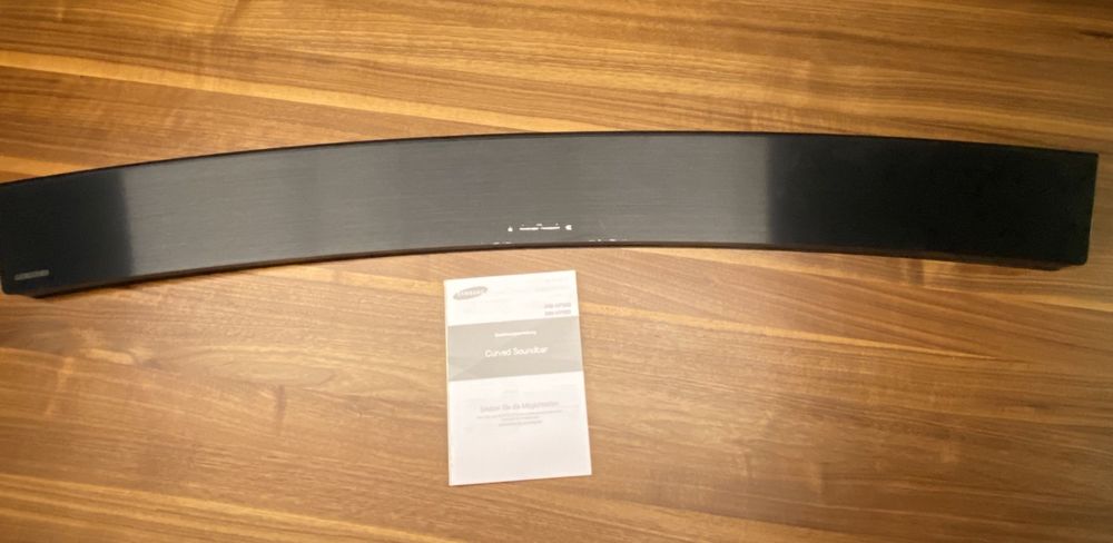 Curved Soundbar inkl. Subwoofer von Samsung (Gebraucht) in Oetwil am ...
