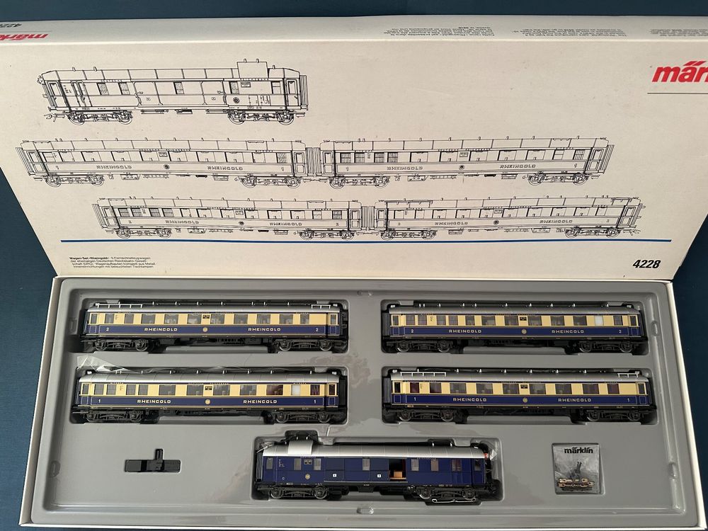 Märklin ""Rheingold" Wagenset 5 Wagen 4228 | Kaufen auf Ricardo