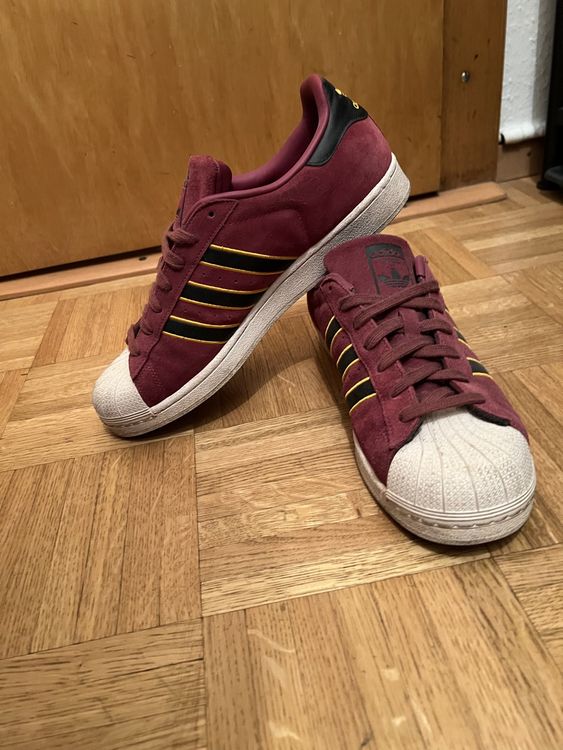 Fabelhafte Adidas Superstar 44 Bild