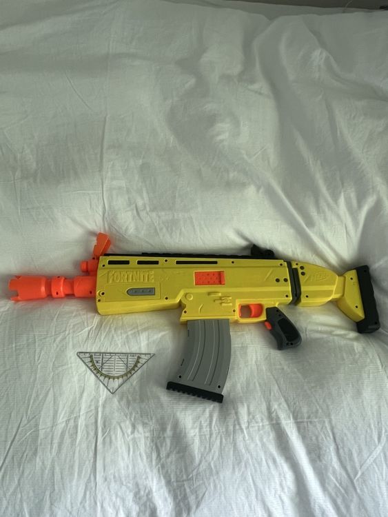 Fortnite Scar Nerf Gun (Gebraucht) in Olten für CHF 5 – mit Lieferung ...