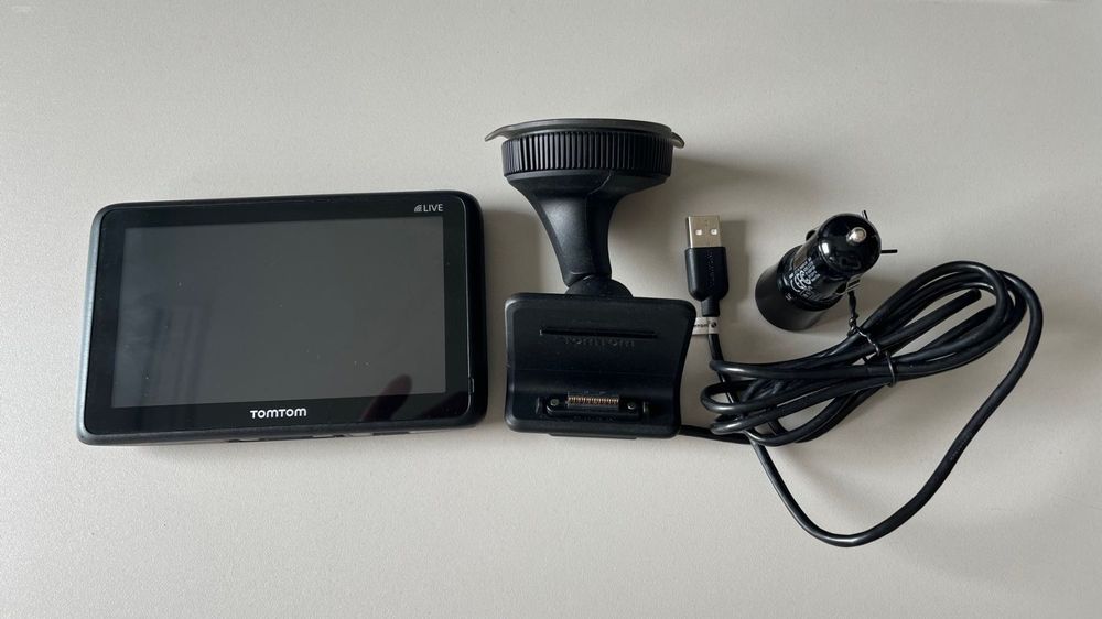 TomTom Go Model 4CR52 LIVE (Gebraucht) in Losone für CHF 45 – mit ...