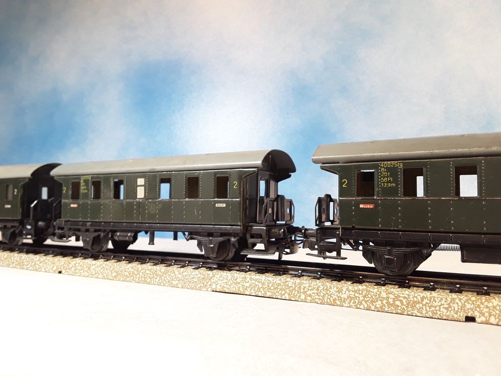 Märklin _ 6 teiliger Personenwagen Zug _ blech _ Spur H0 (Gebraucht) in ...