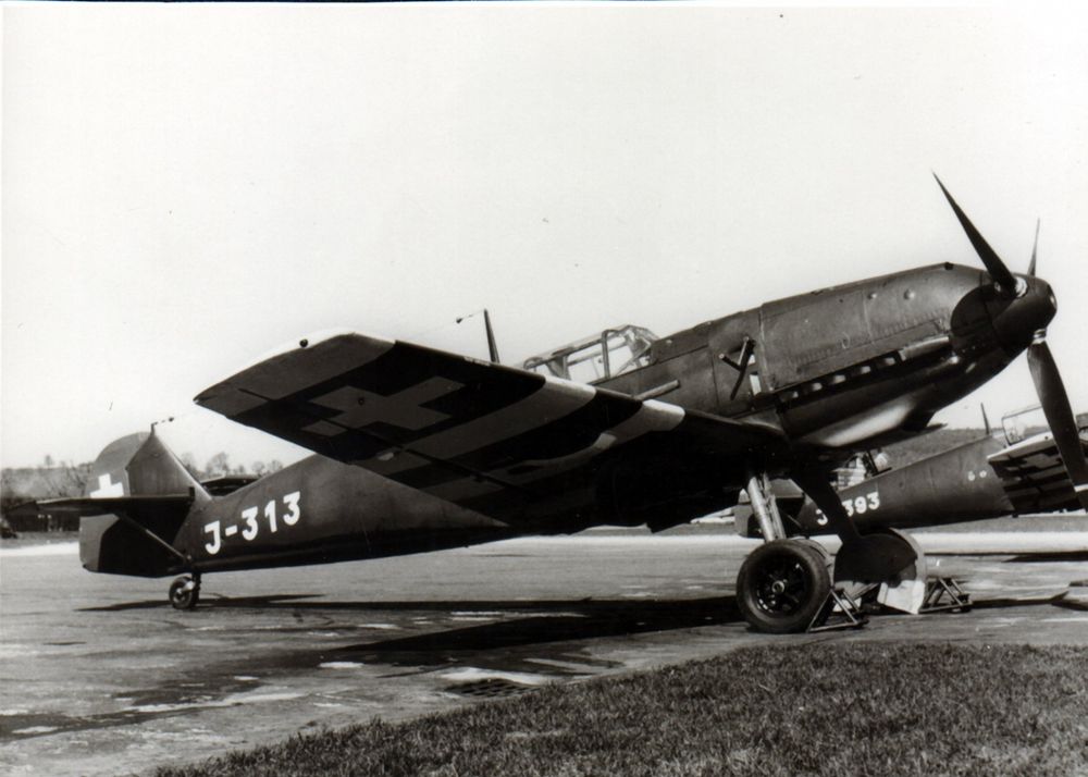 Messerschmitt Bf-109 E3 J-313 Swiss Air Force | Kaufen auf Ricardo