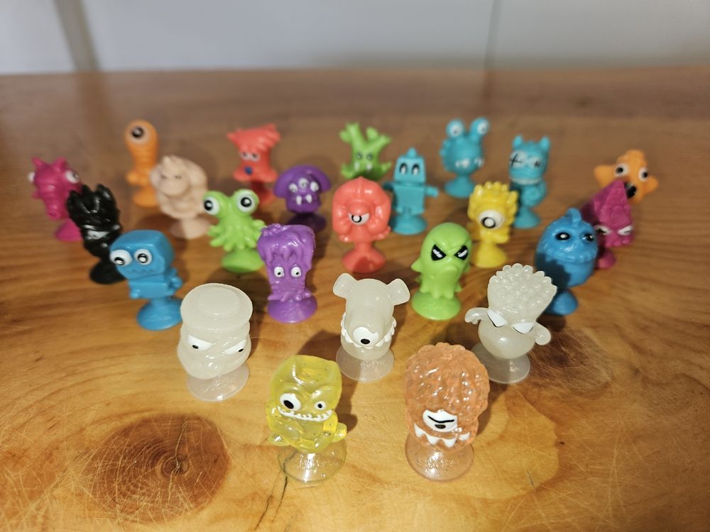 LIDL Stikeez aus dem Weltall mit allen 24 Figuren (Gebraucht) in Zürich ...