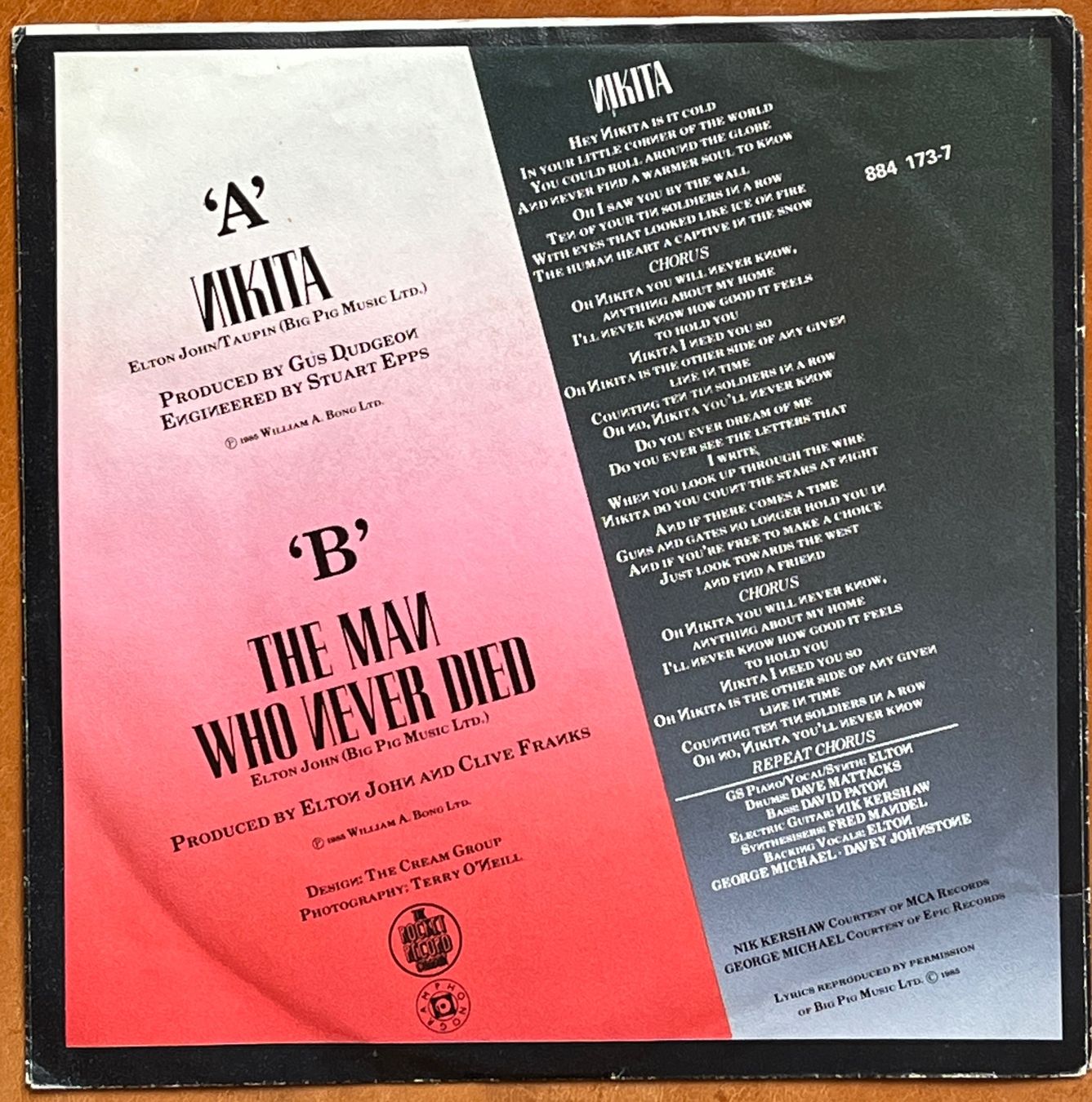 45t. -Elton John/Nikita-The Man Who Never Died (Gebraucht) in Renan BE ...
