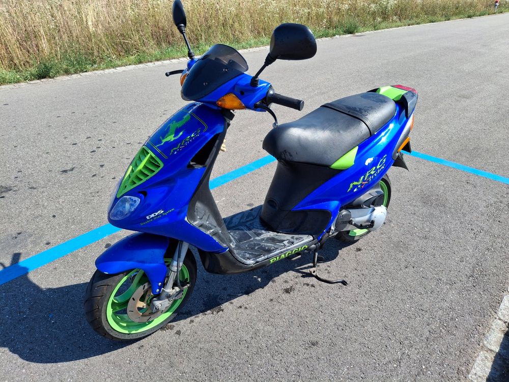 PIAGGIO NRG 50 EXTREME LC KLEINMOTORRAD FRISCH MFK (Defekt) in Reinach ...