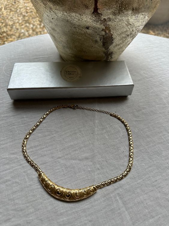 Christian Dior Halskette Goldoptik (Gebraucht) in Chur für CHF 72 – mit Lieferung auf Ricardo kaufen