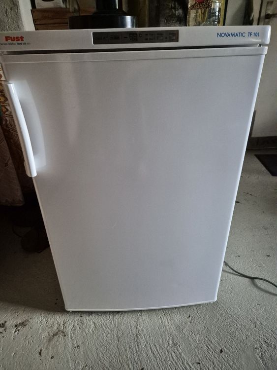 Fust Novomatic TF 101 Tiefkühler (Gebraucht) in Bäretswil für CHF 100 – nur Abholung auf Ricardo ...