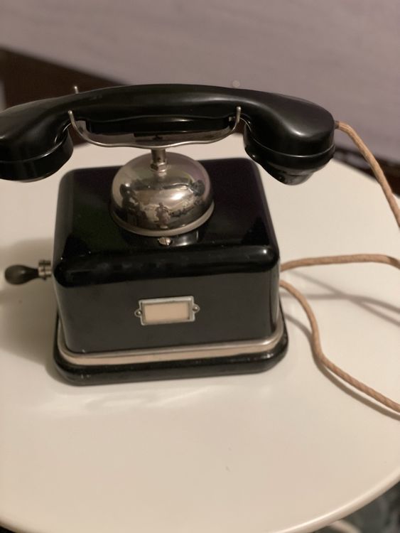 Téléphone ancien à manivelle, pièce de collection rare! (D'occasion) à ...
