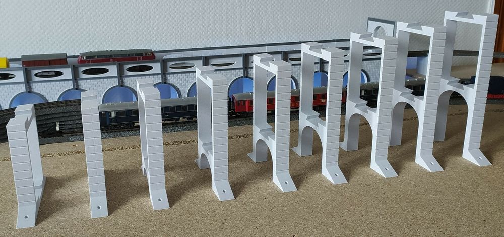Märklin Pfeiler für Rampe Schwebebahn (Gebraucht) in Glis für CHF 63 ...