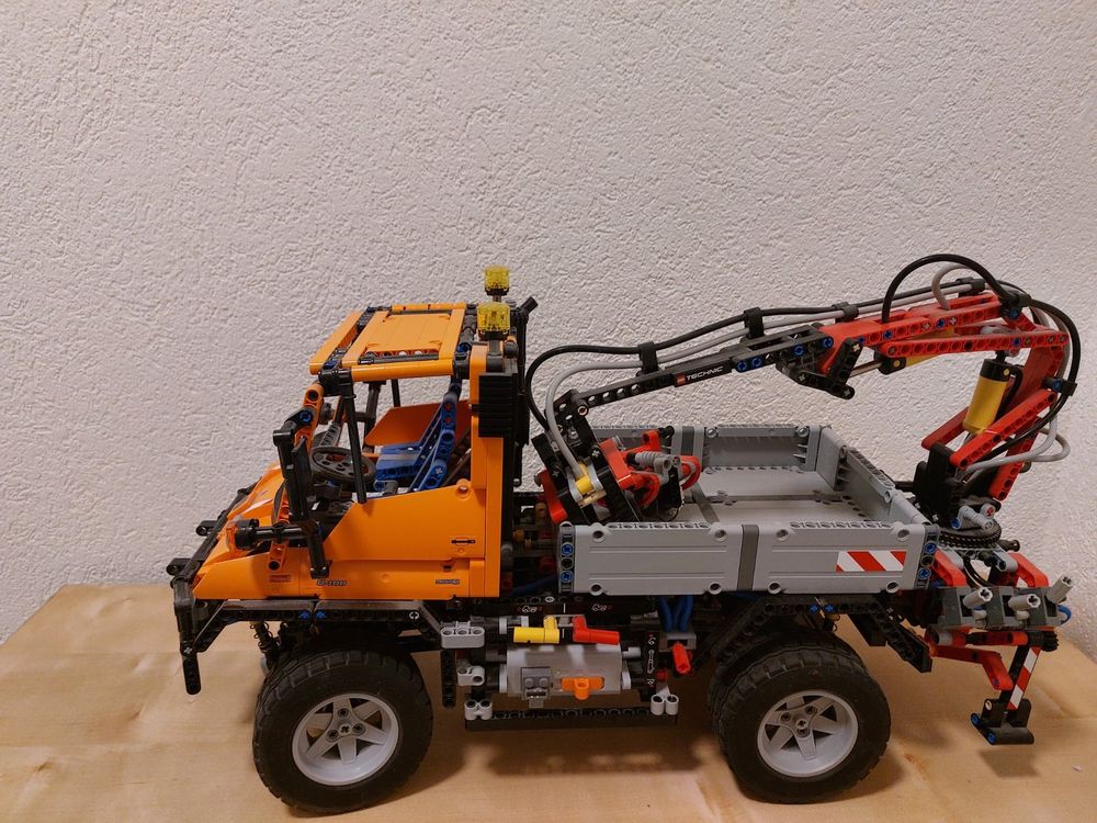 Lego Technic 8110 Mercedes Benz Unimog U400 (Gebraucht) in Arlesheim ...